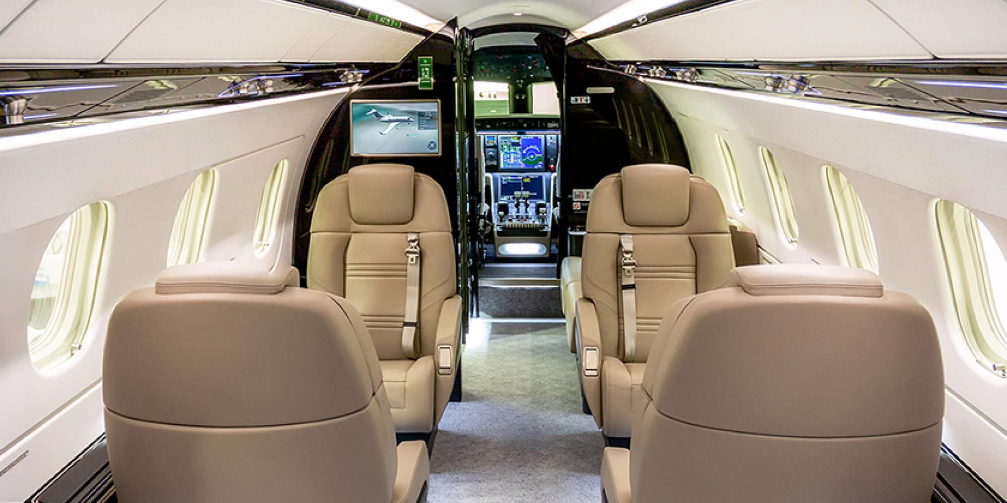 Embraer Legacy 450 | AirSprint