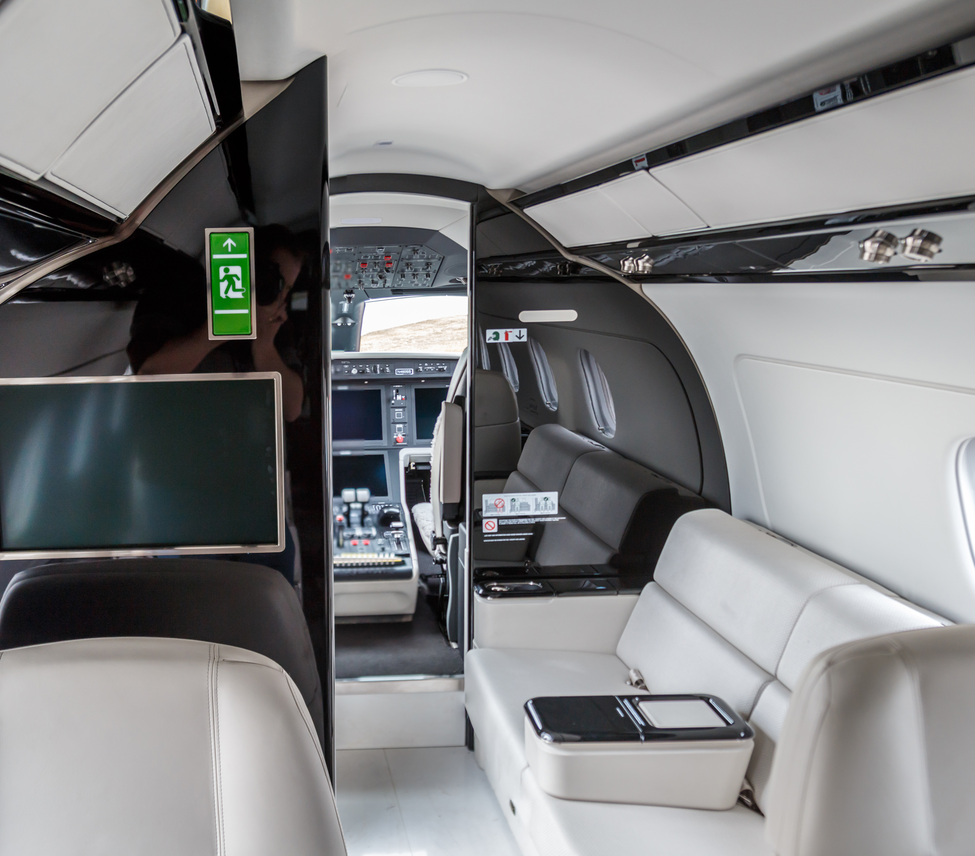 Embraer Legacy 450 Private Jet | AirSprint