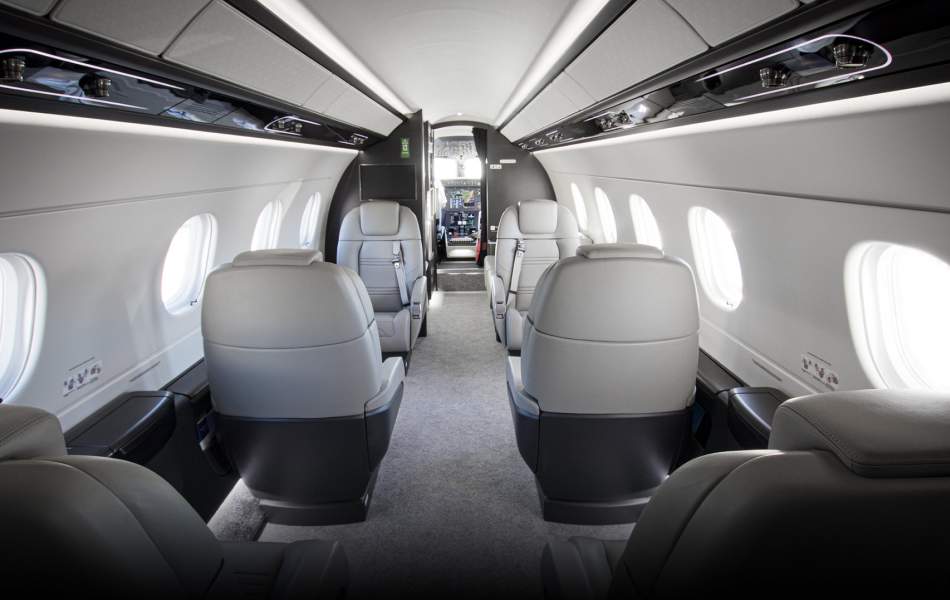 Embraer Praetor 500 Mid-Size Private Jet | AirSprint
