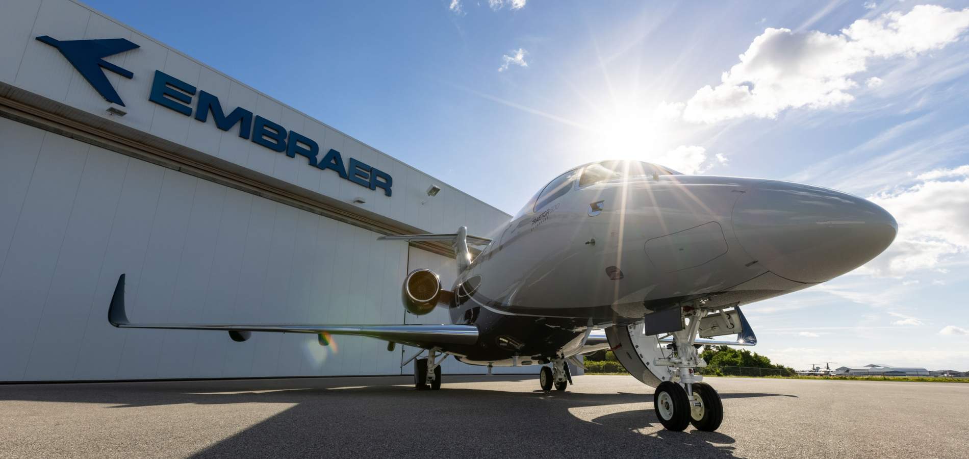 Embraer Executive Jets Delivers First Praetor 500 In Canada | AirSprint