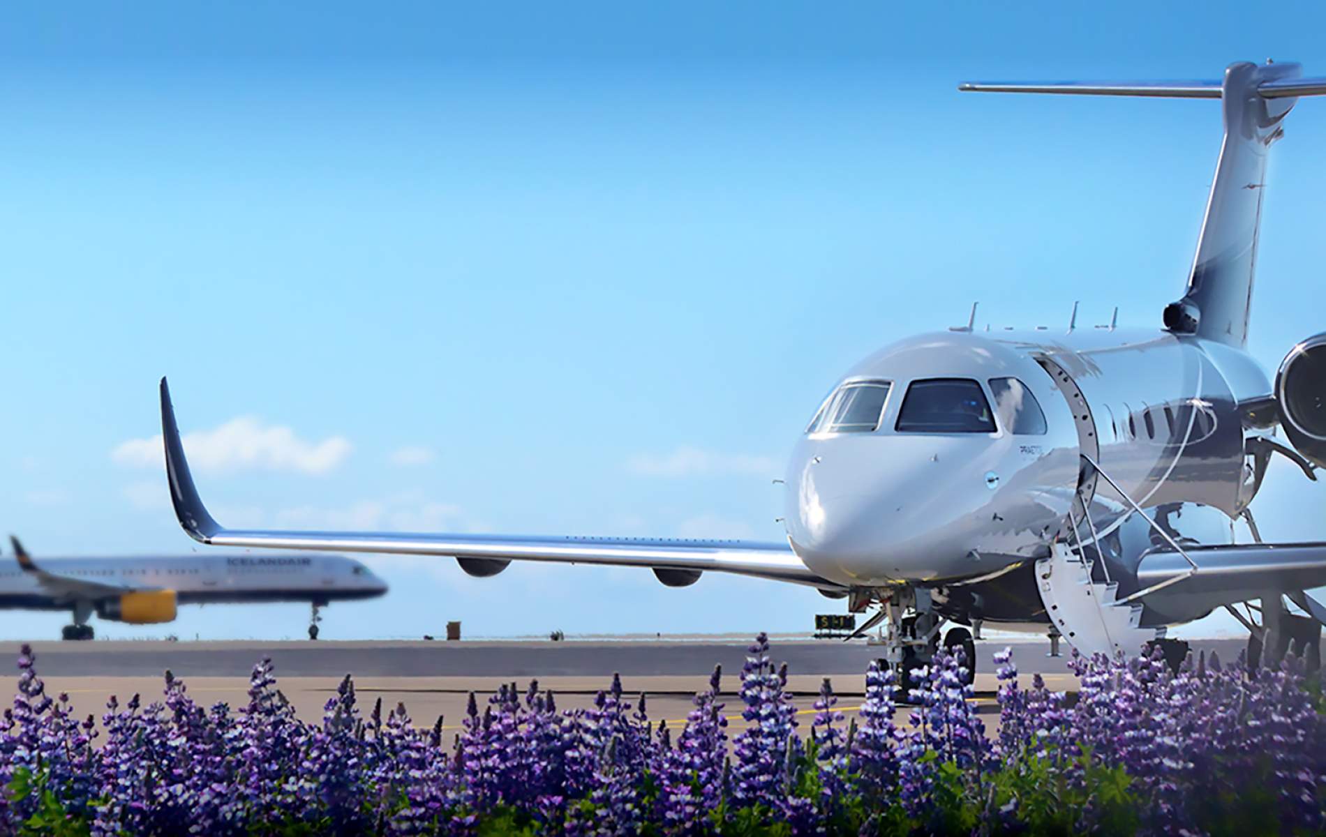 Embraer Praetor 500 Mid-Size Private Jet | AirSprint